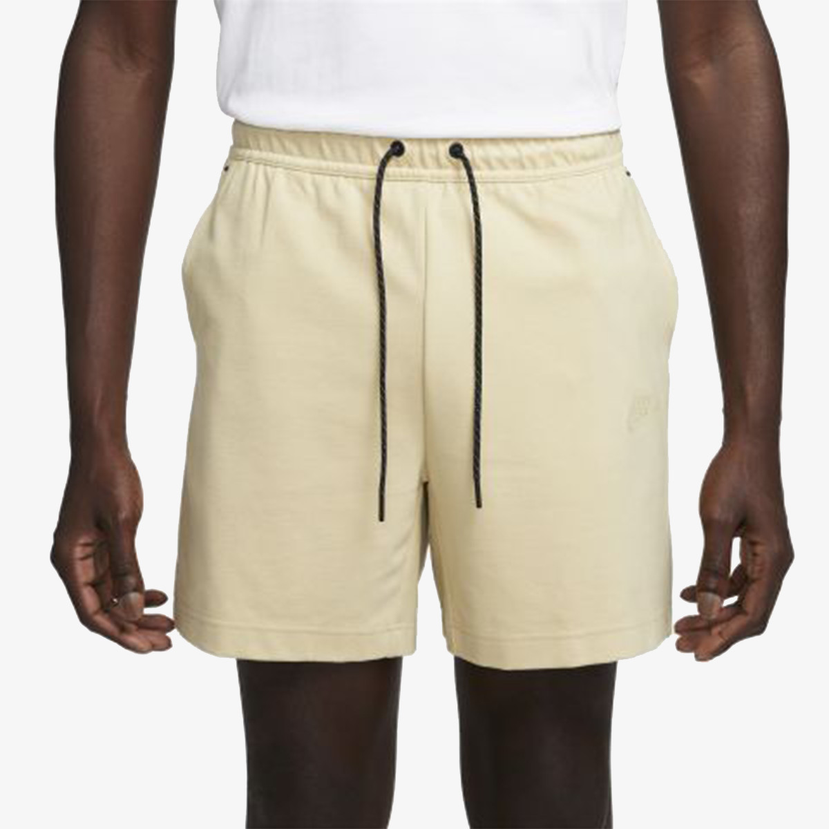 NIKE Tech Essentials | Buzz - Online Shop