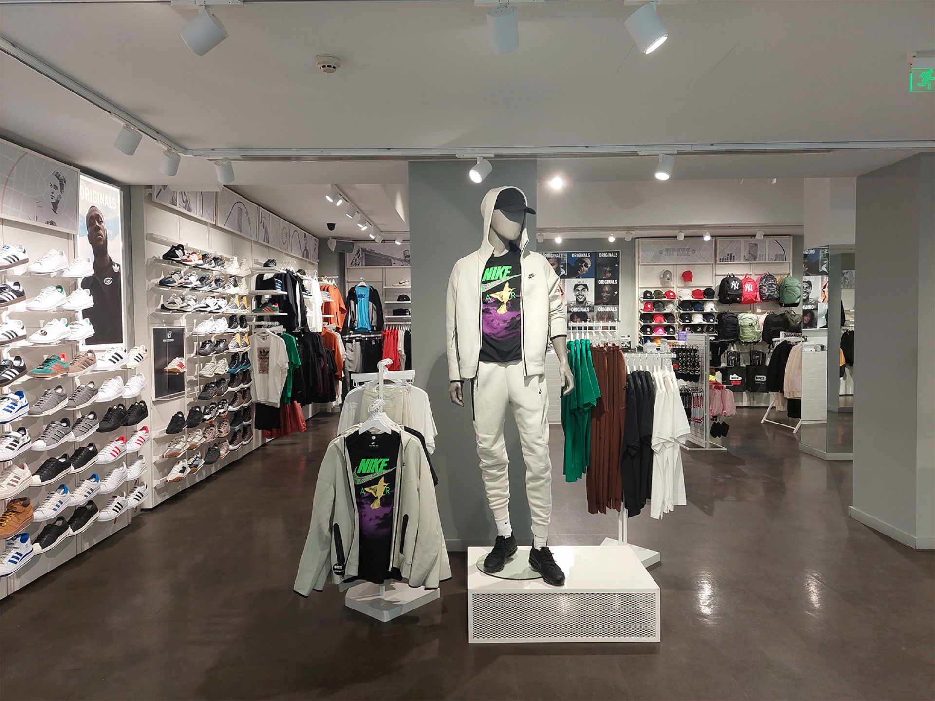 Κατάστημα Buzz στο Χαλάνδρι | Buzz - Online Shop